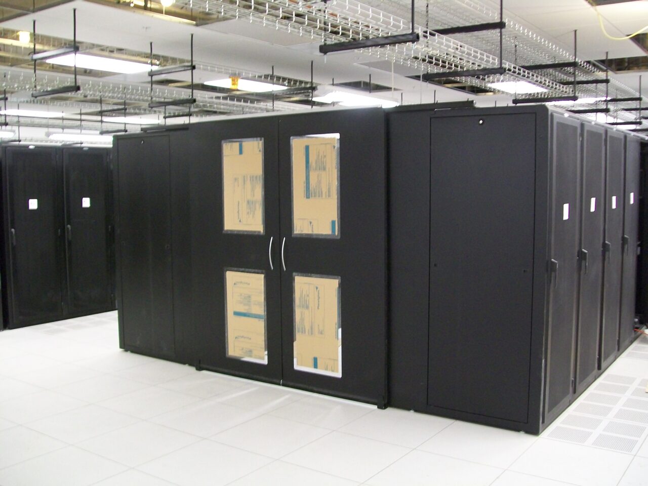 Class 3 Data Center - Arrow Electric, Inc.